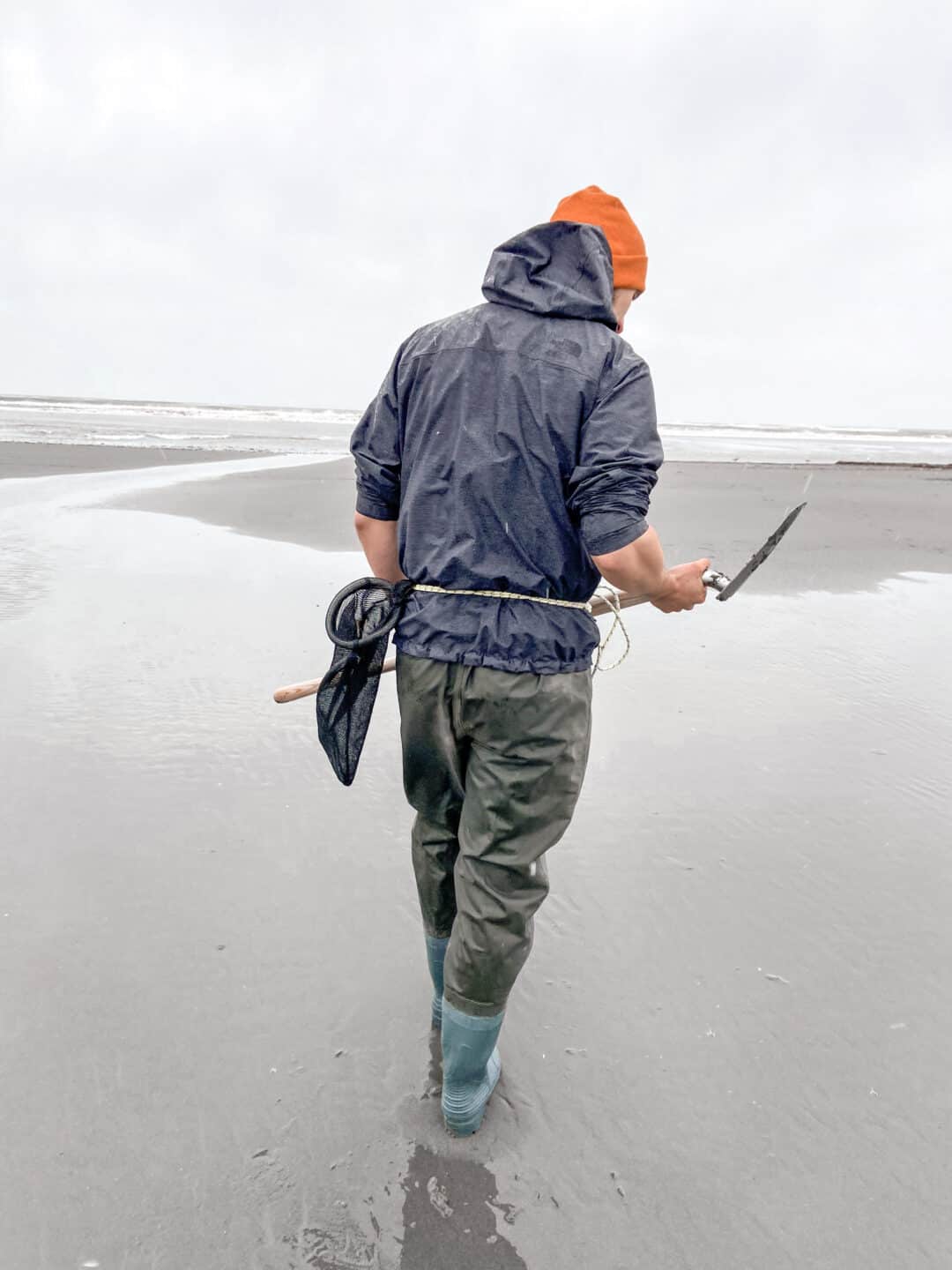 How to Dig Clams - Ultimate Beginner's Guide - The Perfect Tide