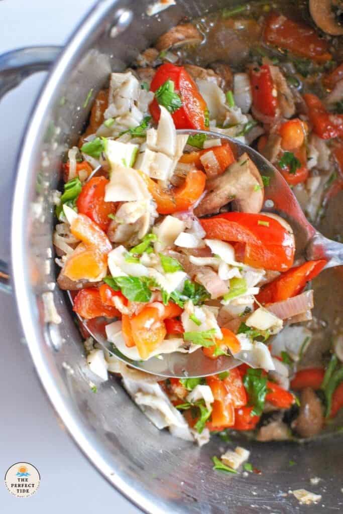 Razor Clam Spaghetti with Wine Sauce