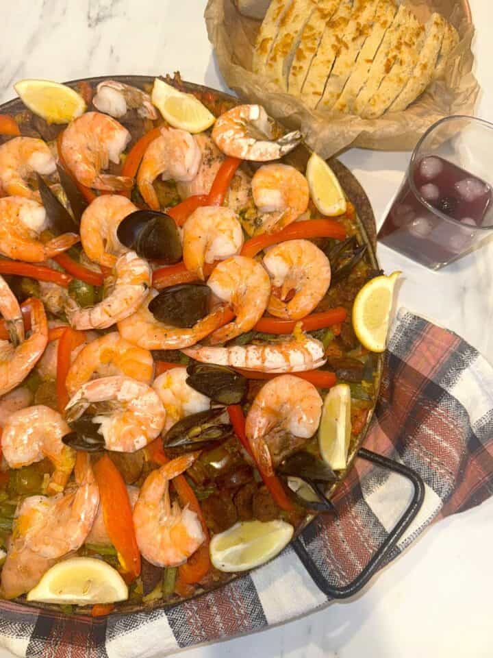 How to Make Spanish Paella - The Perfect Tide